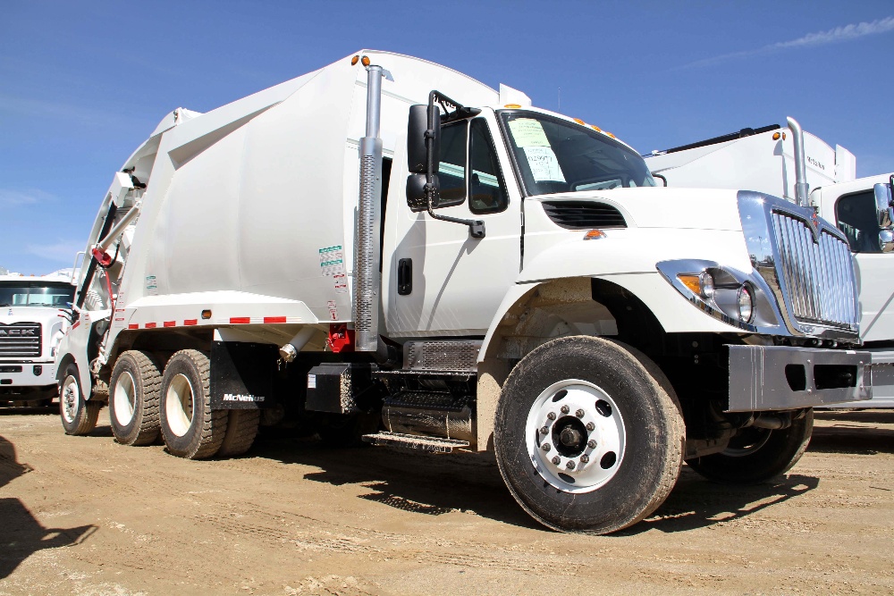 mcneilus rear loader